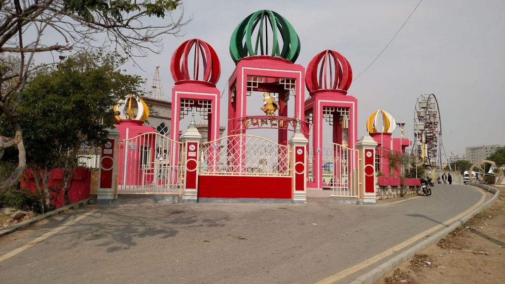 Fun Places to Visit in Karachi 2023 | Outing Spots | Things to Do