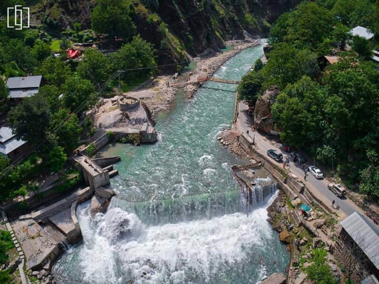25 Enticing Waterfalls in Pakistan: Their Locations & Images