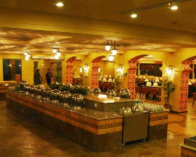 10 Places To Visit for Dinner Buffet in Karachi: Price & Menu