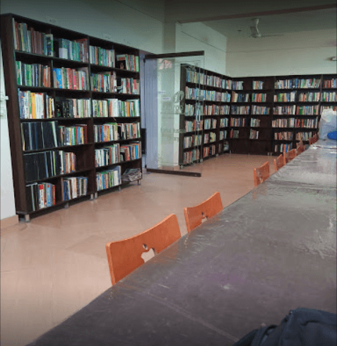 10 Libraries in Lahore: Timings, Memberships, Contact Info