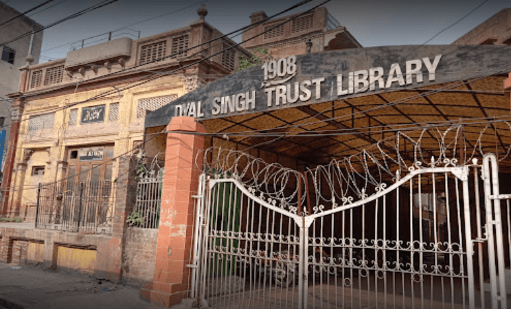 10 Libraries in Lahore: Timings, Memberships, Contact Info