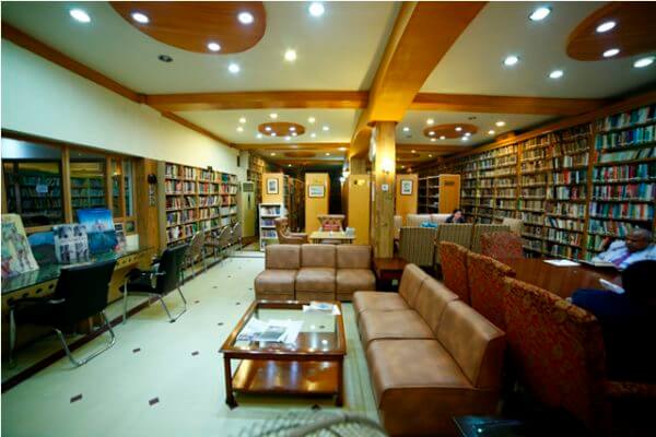 10 Libraries in Lahore: Timings, Memberships, Contact Info