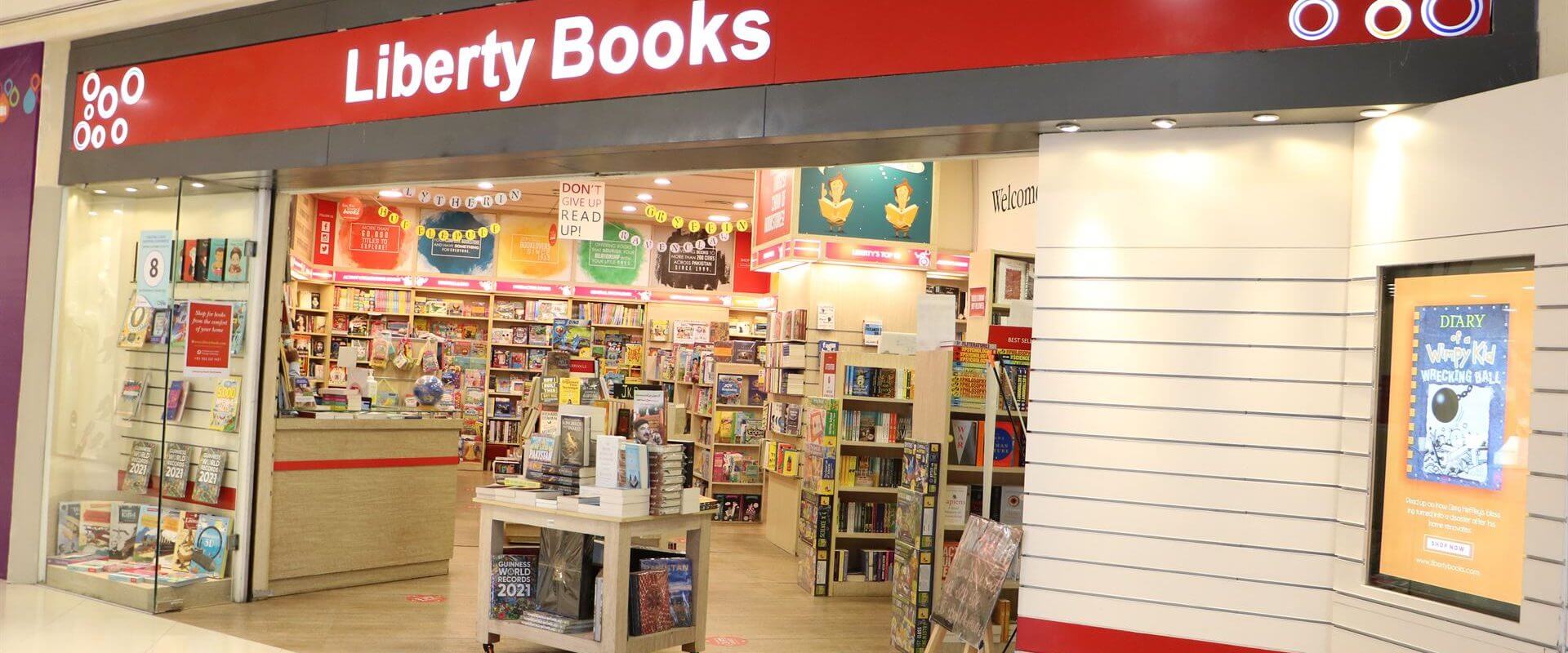 10 Affordable Book Stores in Karachi to Buy Stationary
