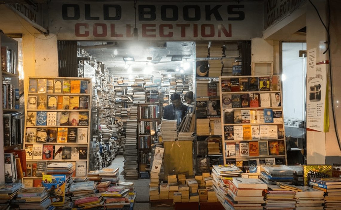 8 Popular Book Stores in Islamabad Selling New and Old Books