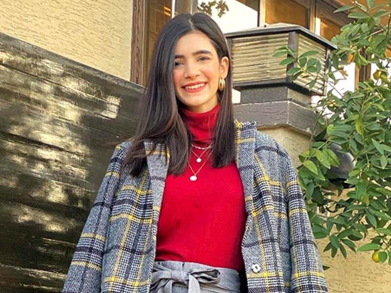 Top 15 Female Fashion Influencers/Bloggers in Pakistan - 2023