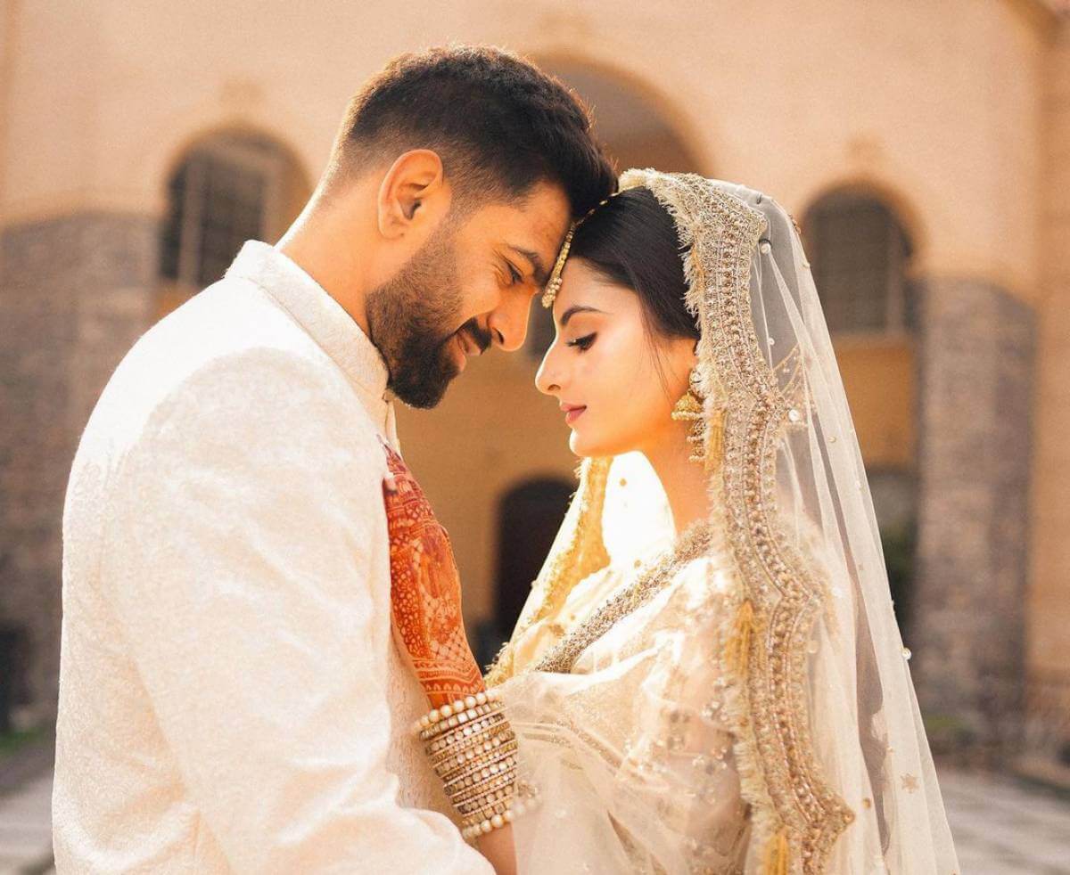 8 Pakistani Celebrity Couples Who Tied The Knot In 2022 - BlogPakistan