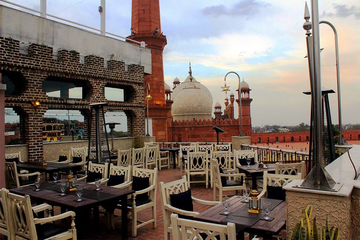 10 Rooftop Restaurants in Lahore 2023 - Menu & Contact Info
