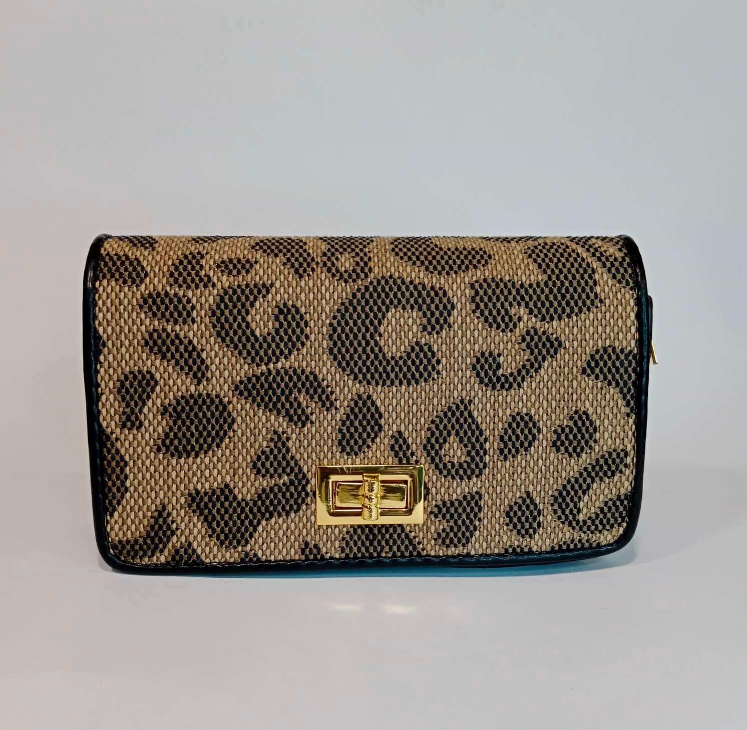 Best Stores to Buy Handbags in Pakistan - 15 Popular Brands