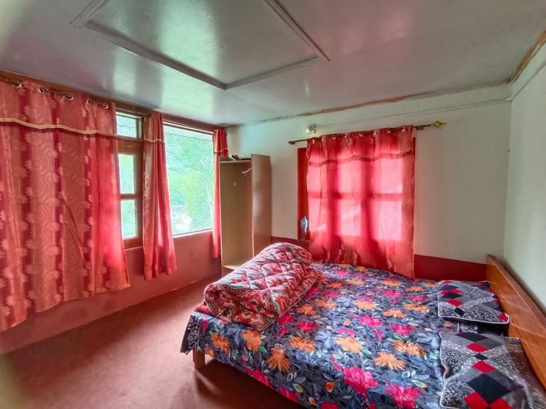 Leepa Valley Kashmir - Location, Climate & Places to Visit