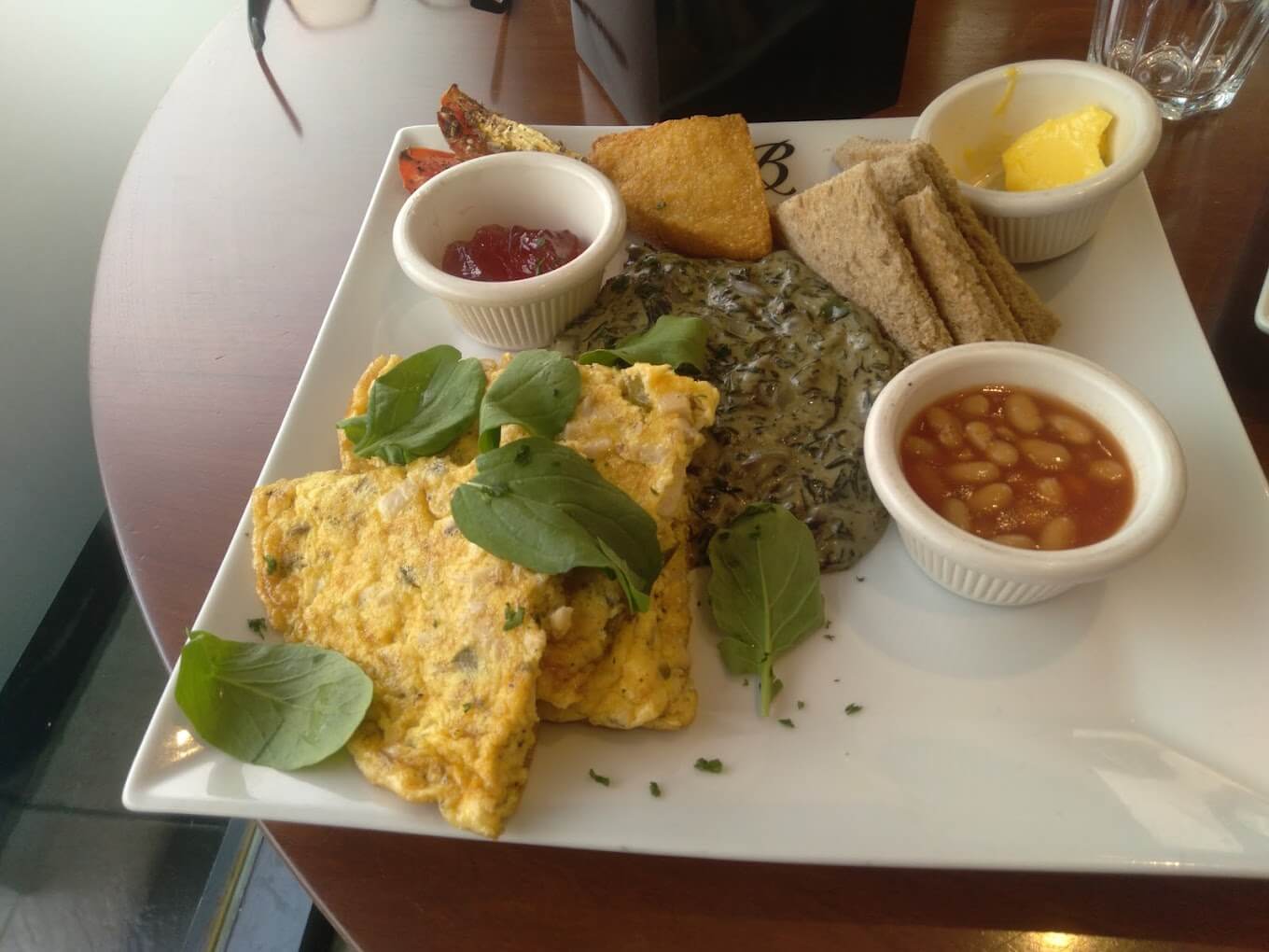 10 Best Places for breakfast in Karachi 2023