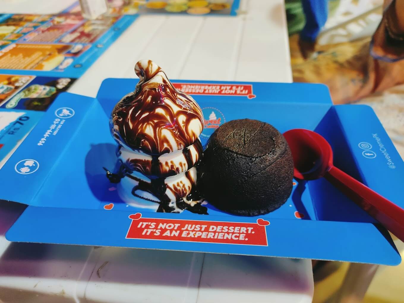 Sweet Crème Karachi Complete Guide - Menu, Prices & More